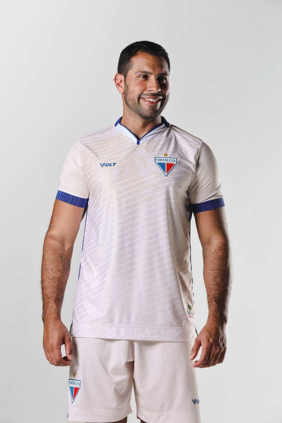 Léine Cúl báire Baile Fortaleza 2025-2026 | Déileálaí Cos